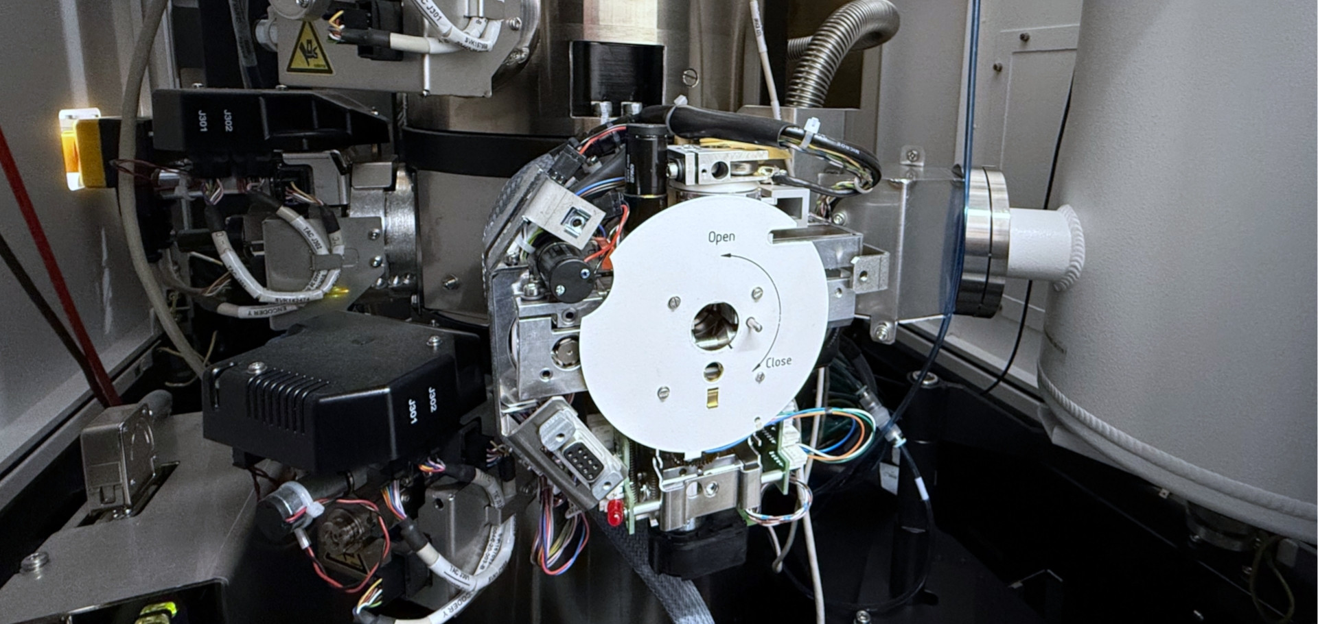 Electron microscopy - MRC Laboratory of Medical Sciences